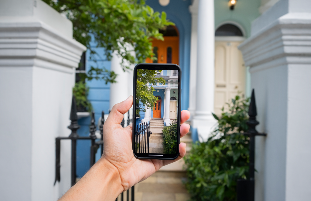 Real Estate Walkthrough Videos From Photos - Property Visualizer